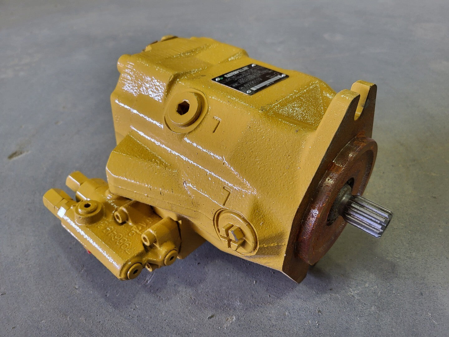CATERPILLAR Hydraulic Axial Piston Pump 228-3638
