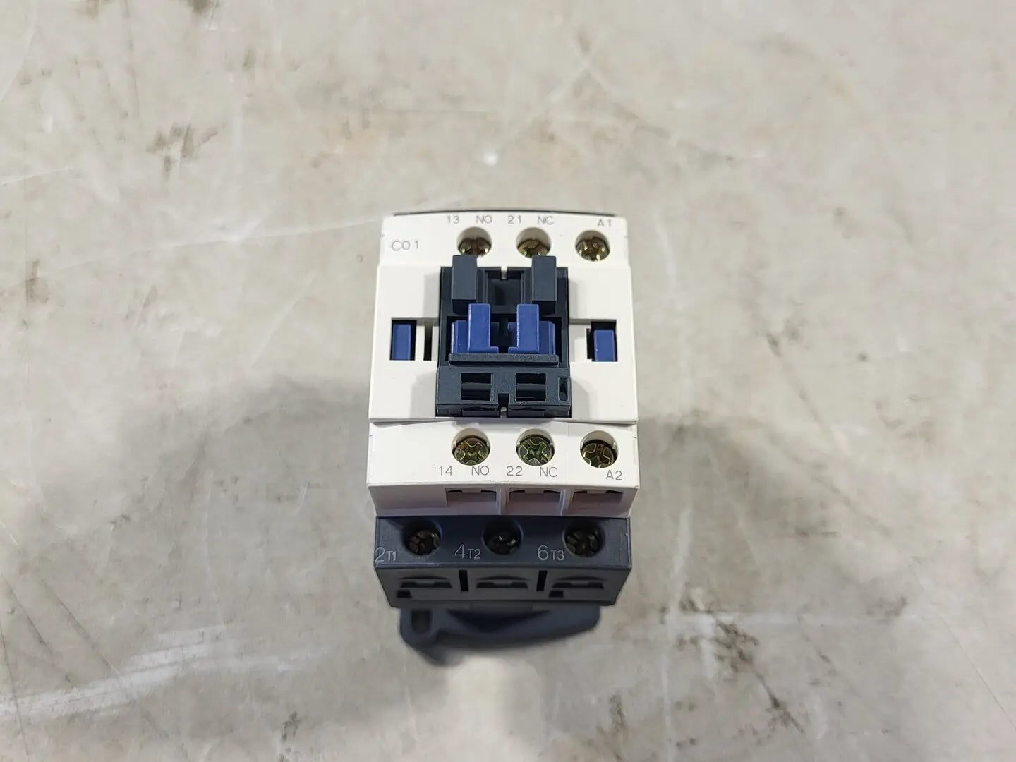 KONECRANES 25 Amp, 3 Pole, 1 NO + 1 NC, 110 VAC Coil Contactor C01F7