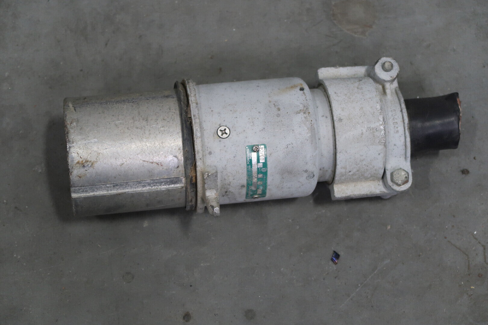 APPLETON 3-Wire, 4-Pole, 600 V, Pin & Sleeve Spring Door Plug AP20034E