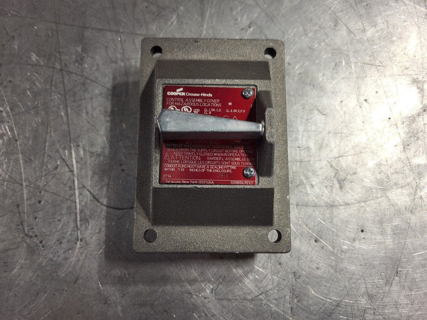 CROUSE-HINDS DSD Series Explosion Proof 3-Way Snap Switch w/ Cover ...