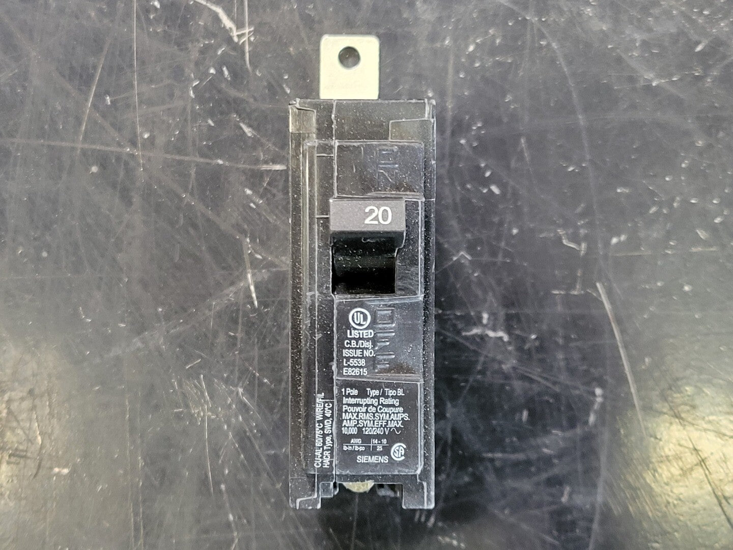 SIEMENS 20 Amp, 1 Pole, 120/240 volts Circuit Breaker B120