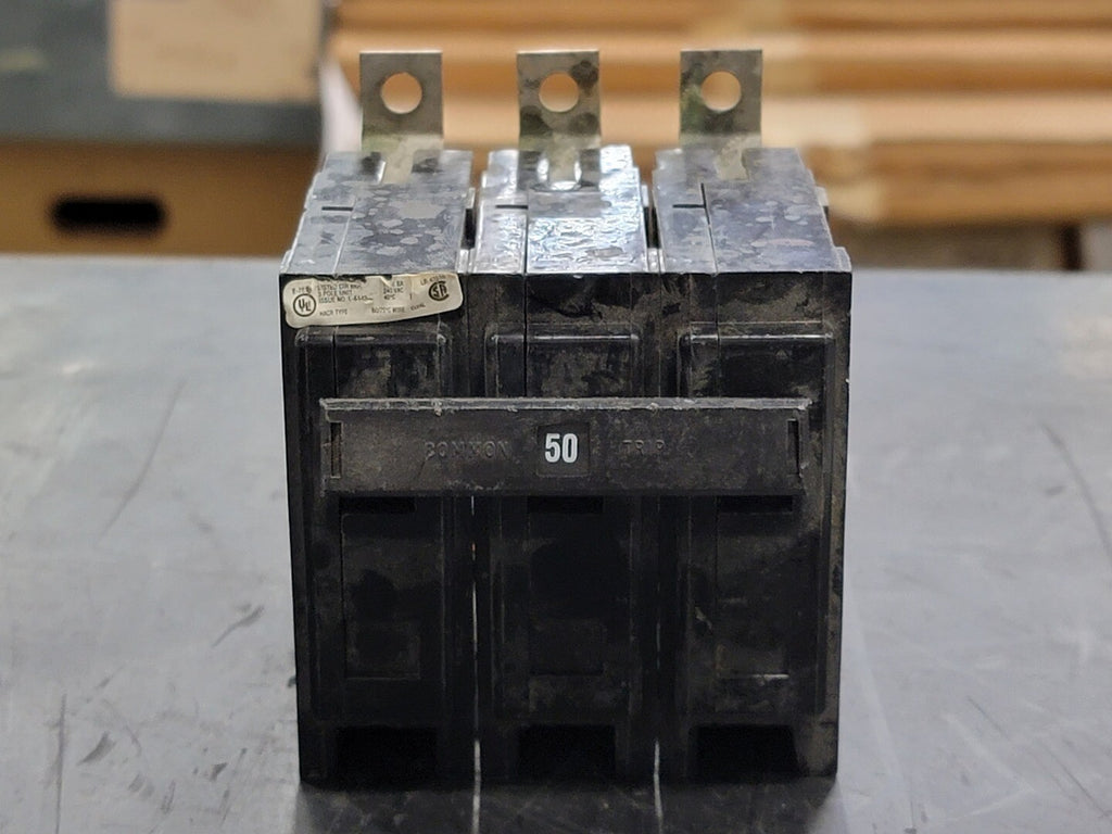 CUTLER-HAMMER 50 Amp, 3 Pole, 240 volts Circuit Breaker BAB3050H