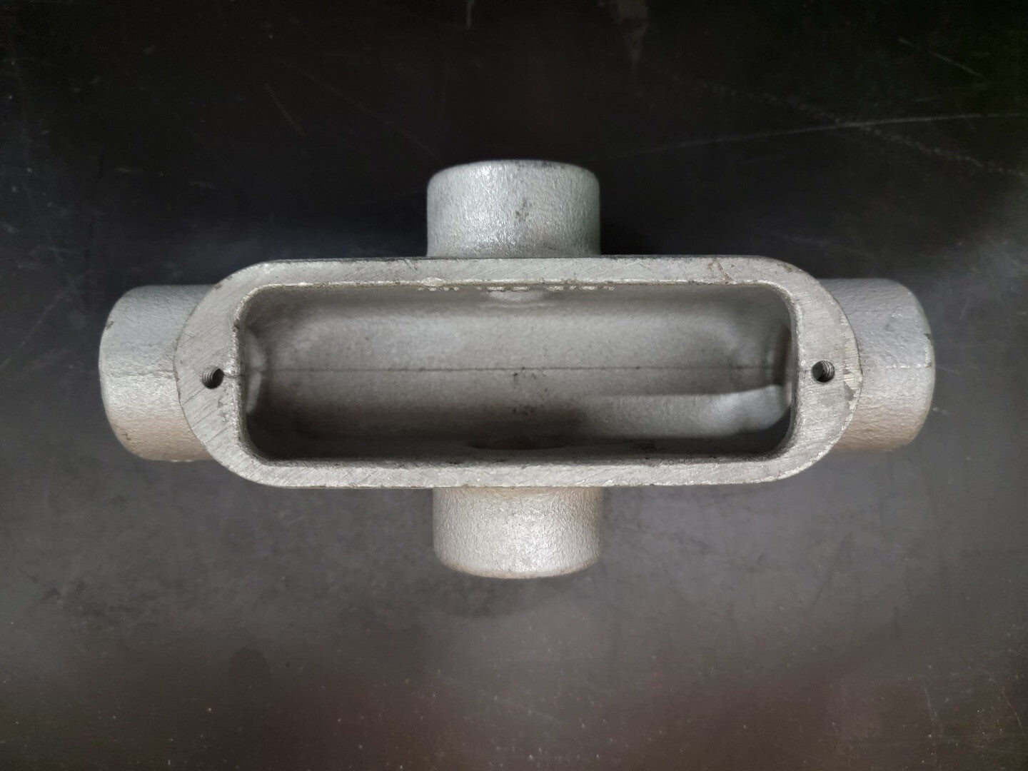 CROUSE-HINDS 3/4" X28 Form 8 Explosion Proof 4-Way Conduit Body