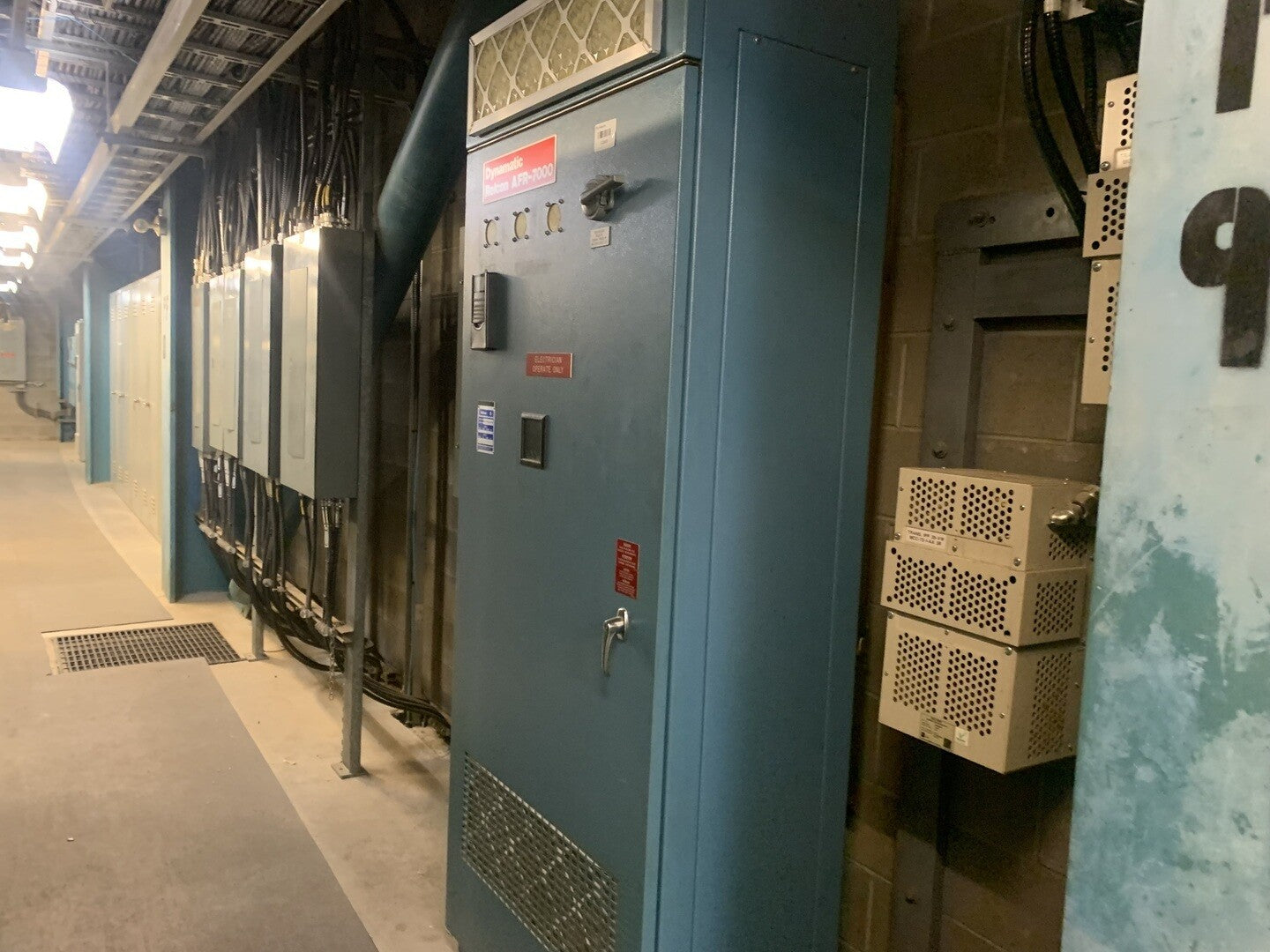 RELCON DYNAMATIC AFR-7000 40HP AC Drive (VFD) AFR7125ACT