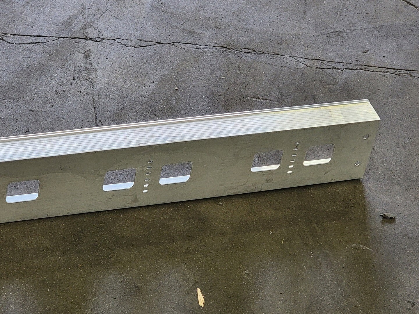 6 in. x 10 ft. Aluminum Cable Tray