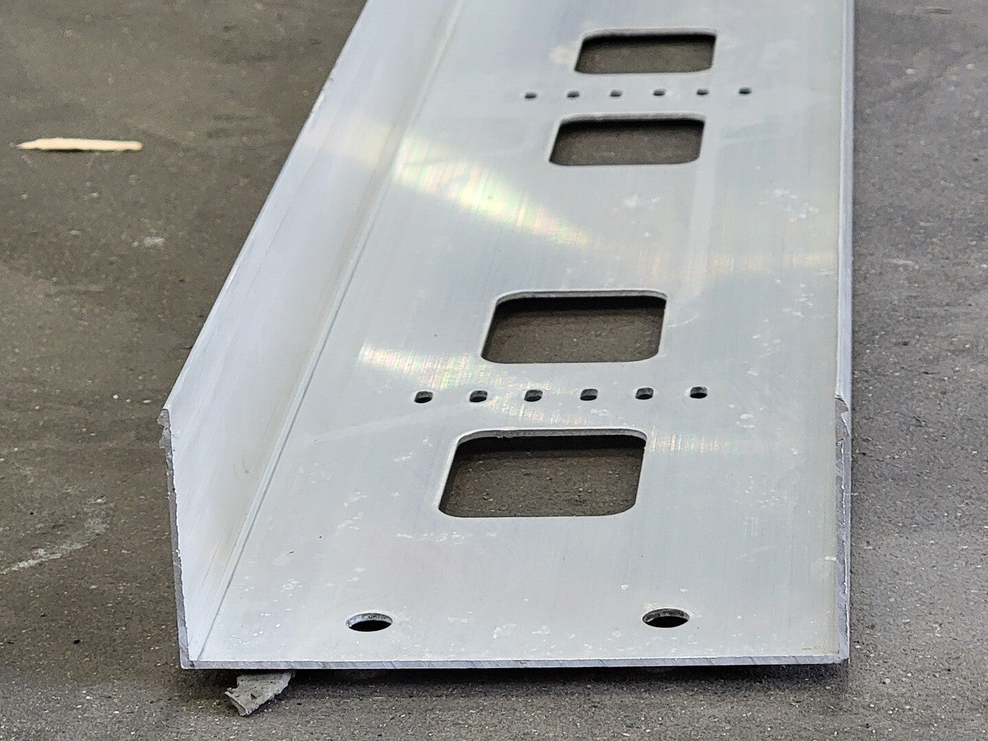 6 in. x 10 ft. Aluminum Cable Tray