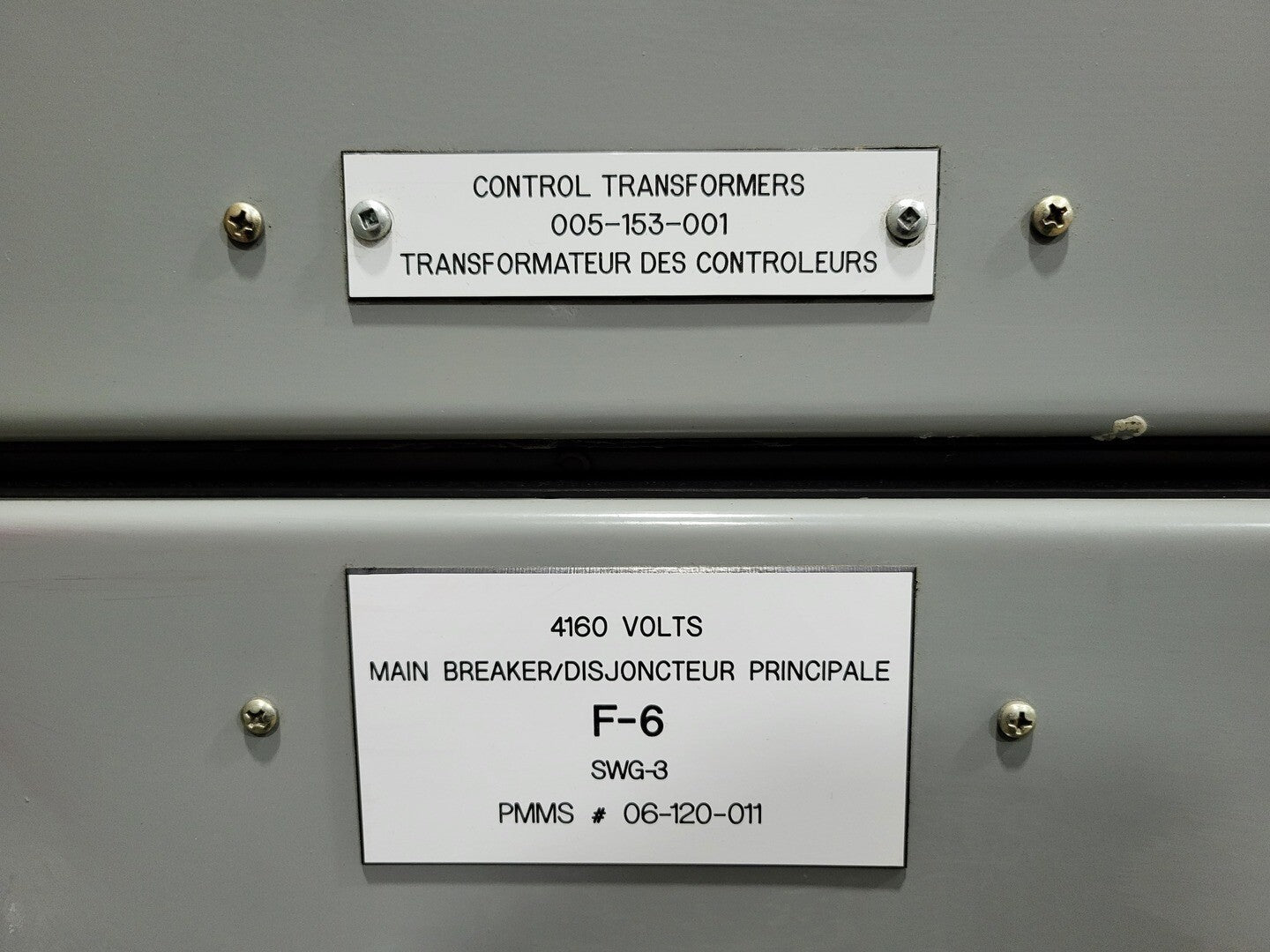 FEDERAL PIONEER 1200A 4160V Switchgear, Main Breaker & Tie Breaker w/ 2 ...