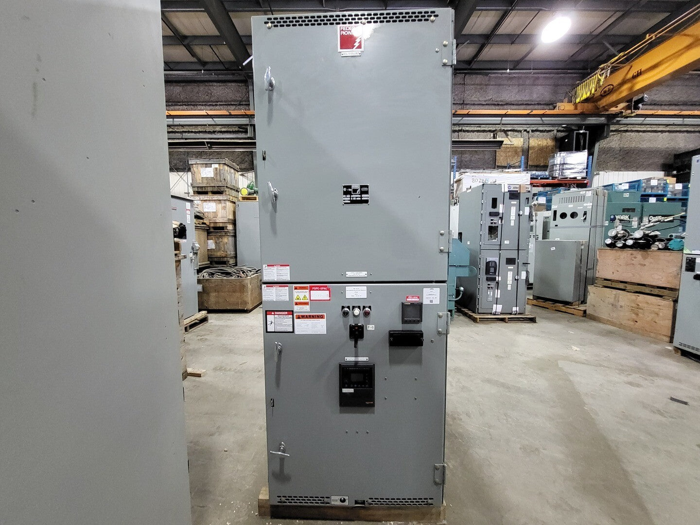 FEDERAL PIONEER 1200A 4160V Switchgear, Main Breaker & Tie Breaker w/ 2 ...