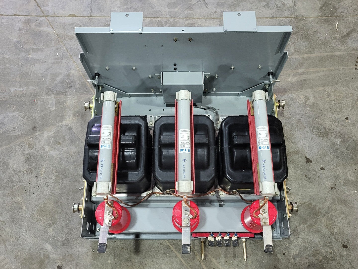 ABB 1500 VA Transformer 13200 Pri. Volts, 120 Sec. Volts 7525A65G15