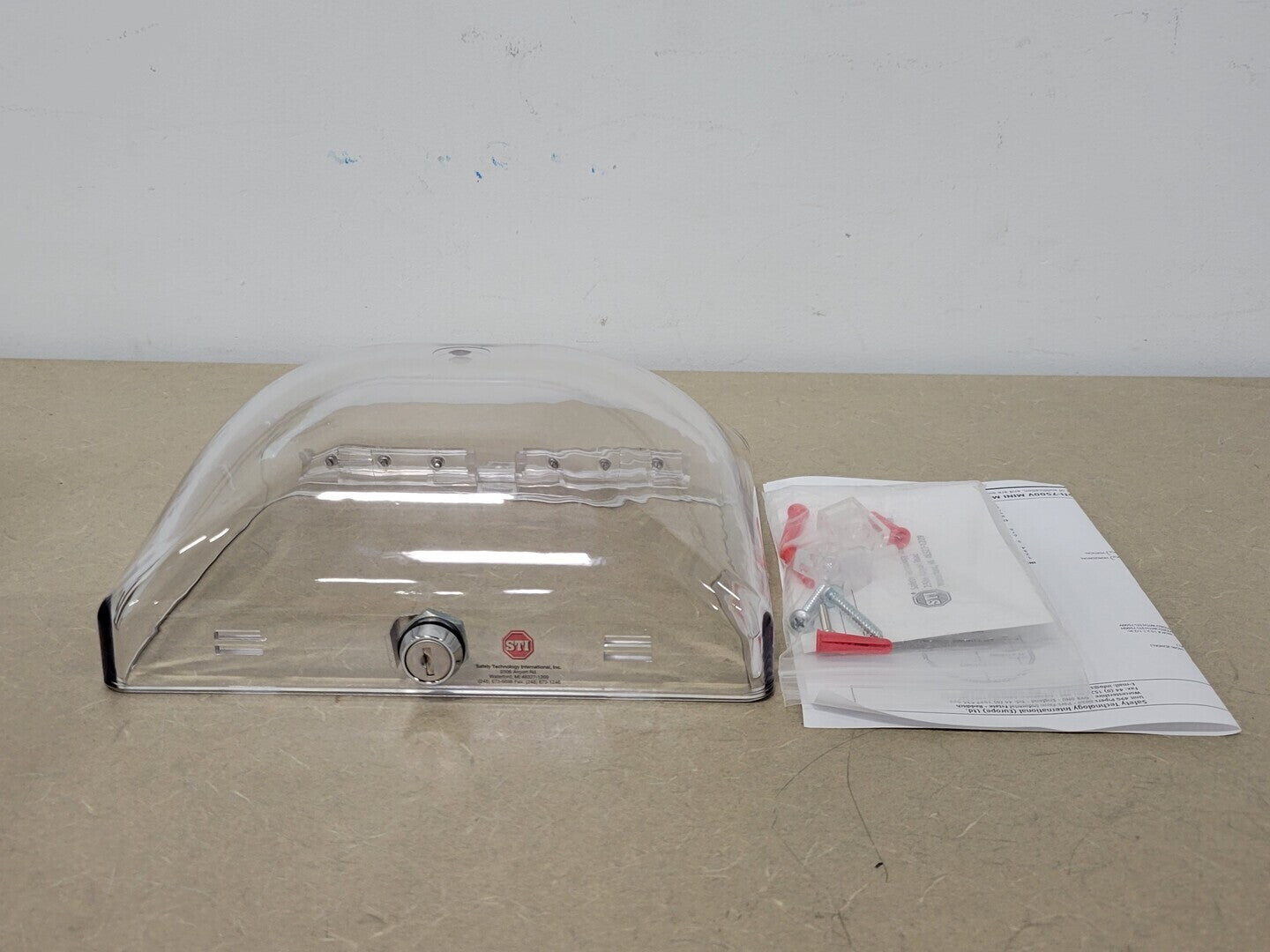 Mini Mega Stopper with Key Lock Horizontal STI-7500H