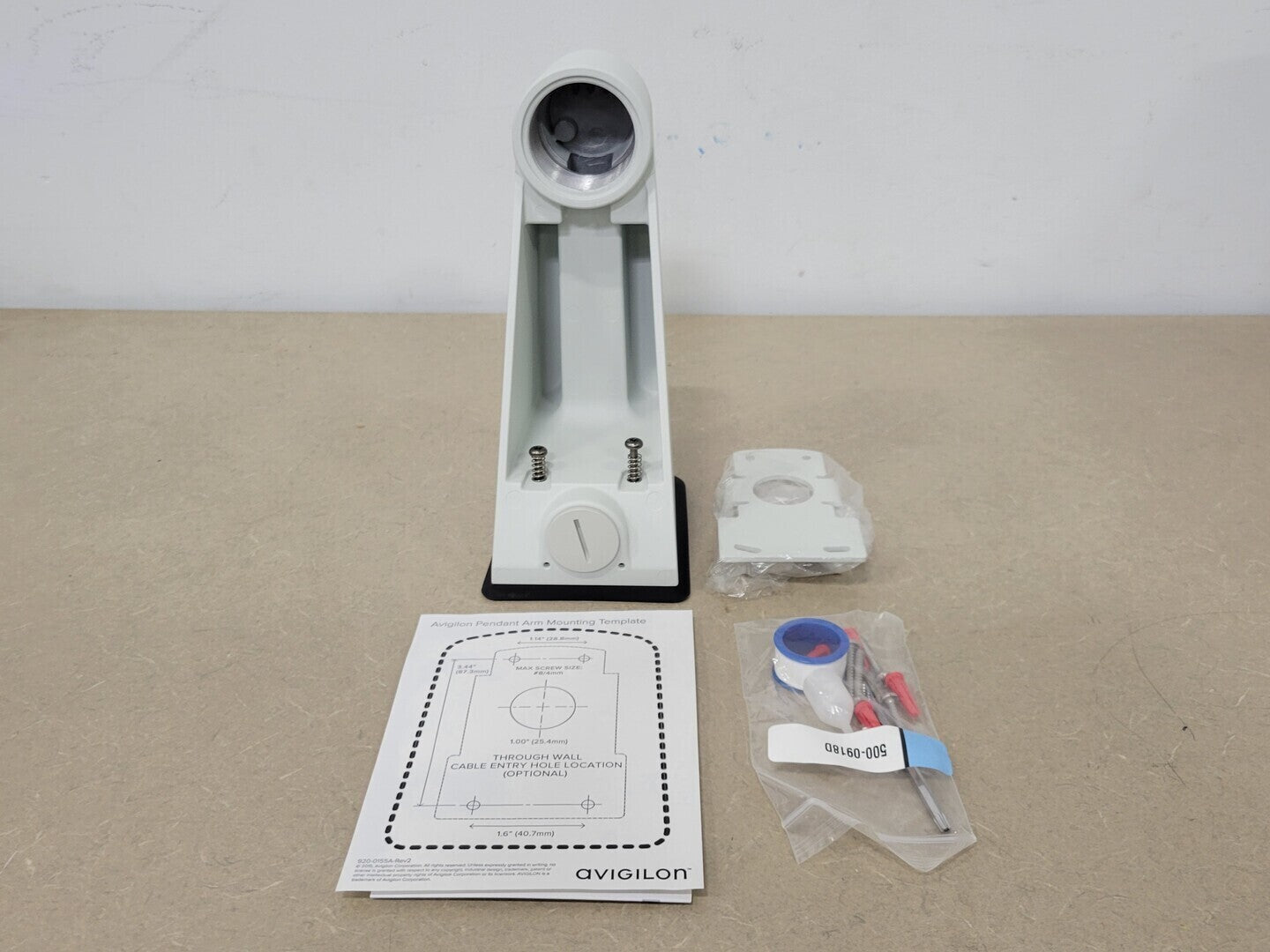 AVIGILON Indoor Outdoor Pendant Wall Mount CM-MT-WALL1