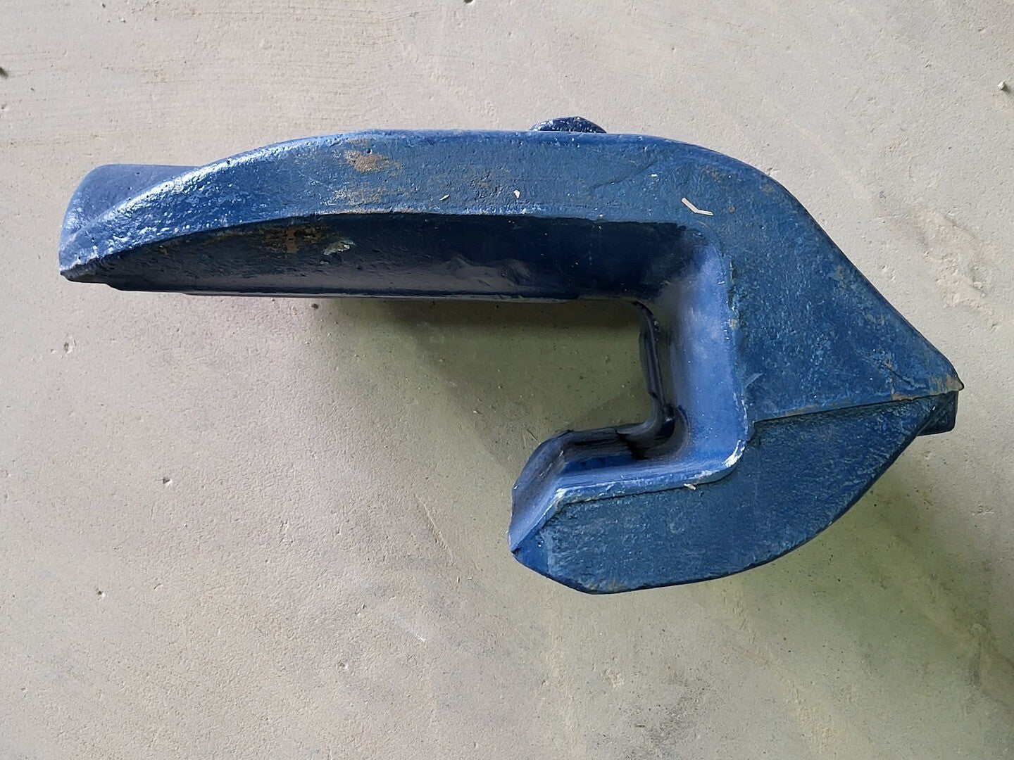 CQMS RAZER Center Lip Shroud LSRE1522C