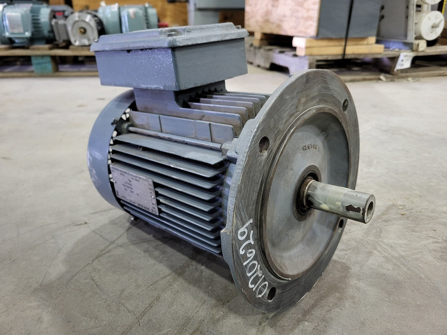 SEW-EURODRIVE 3 hp, 330/575 volts, 1720 rpm, Electric Motor IEC DFT100LS4