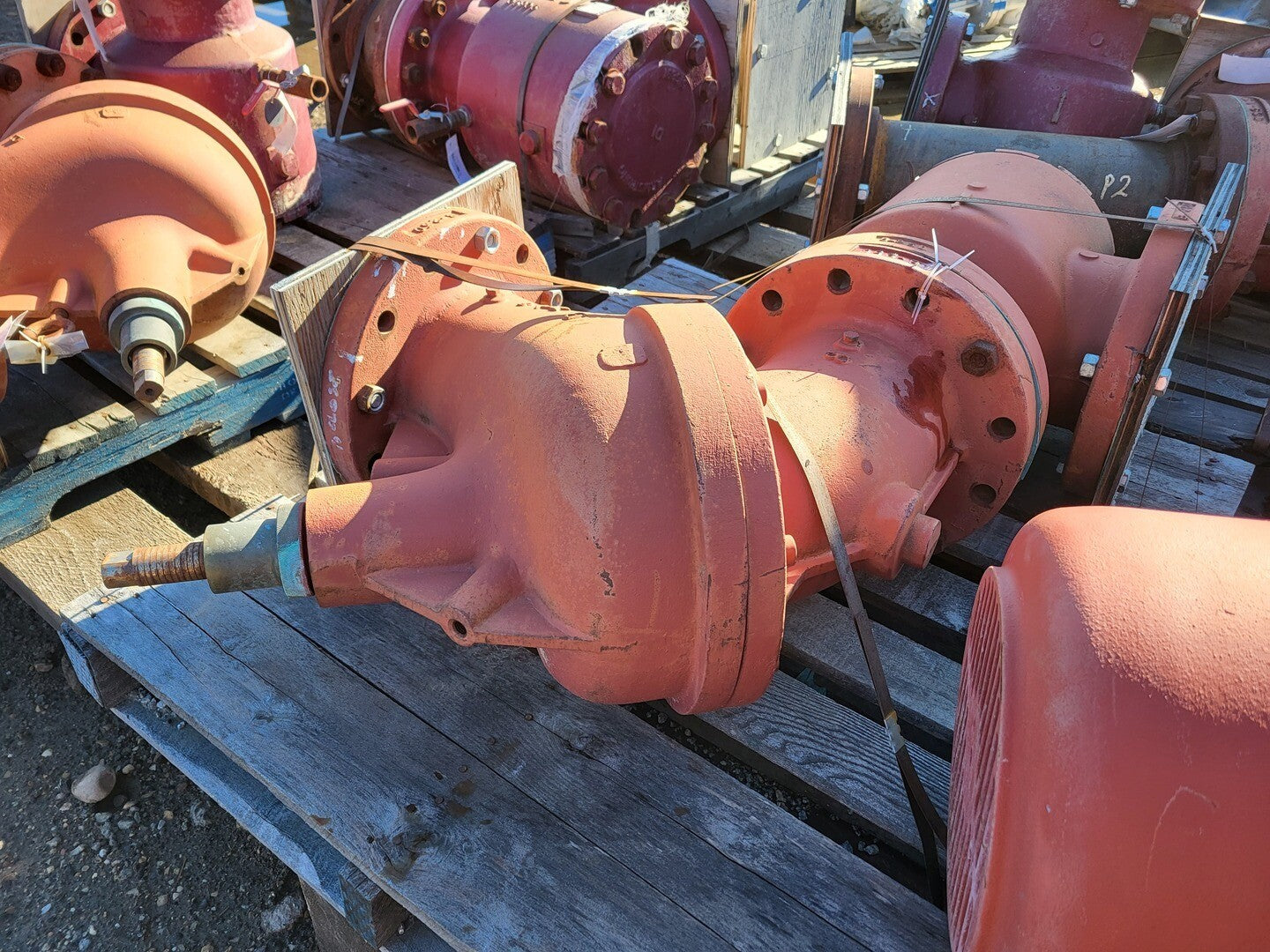 ARMSTRONG 8" Flow Trex Elbow Valve + Suction Guide