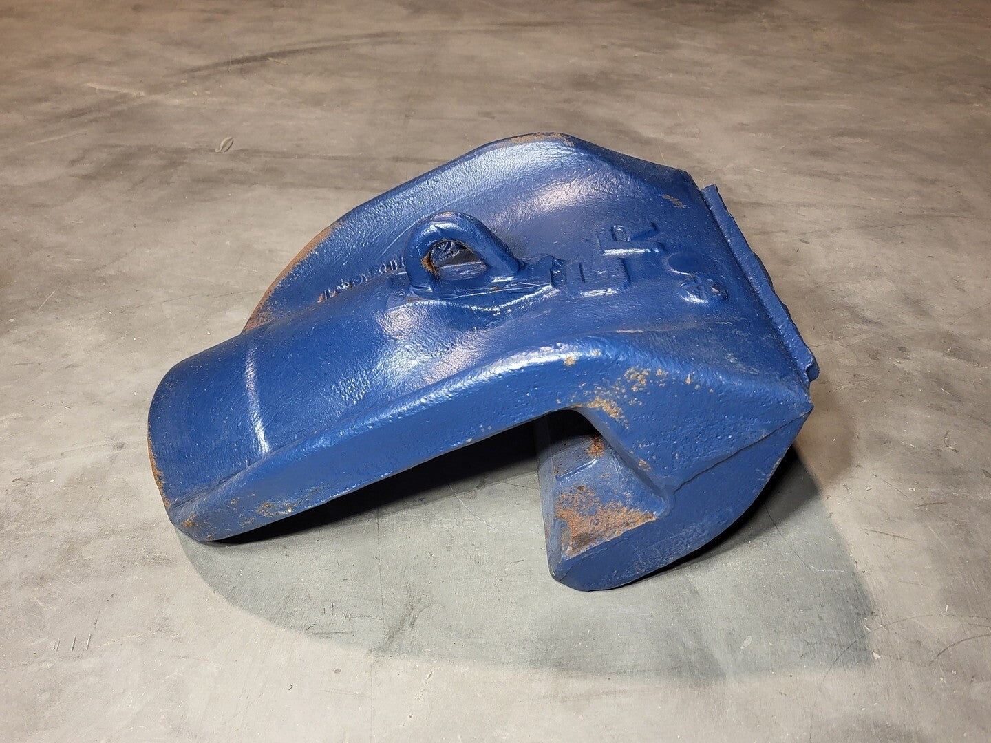 CQMS RAZER Center Lip Shroud LSRE1522C