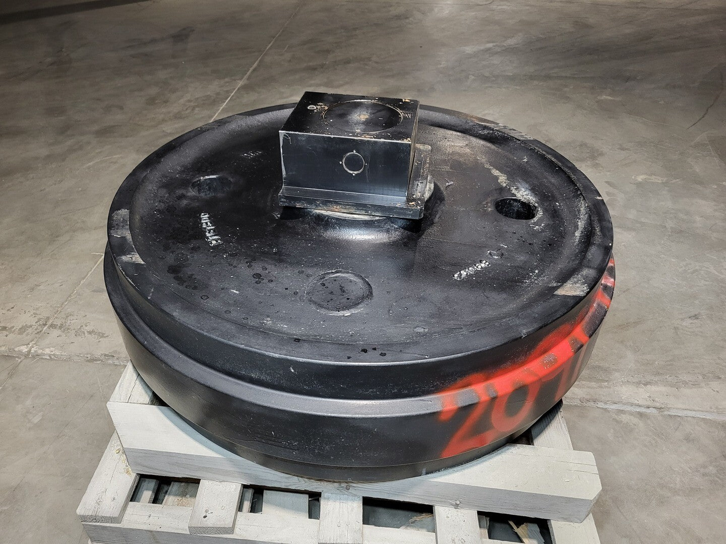 ITM Italtractor Idler Assy w/ Slide Bars EX1900 P7619400M00