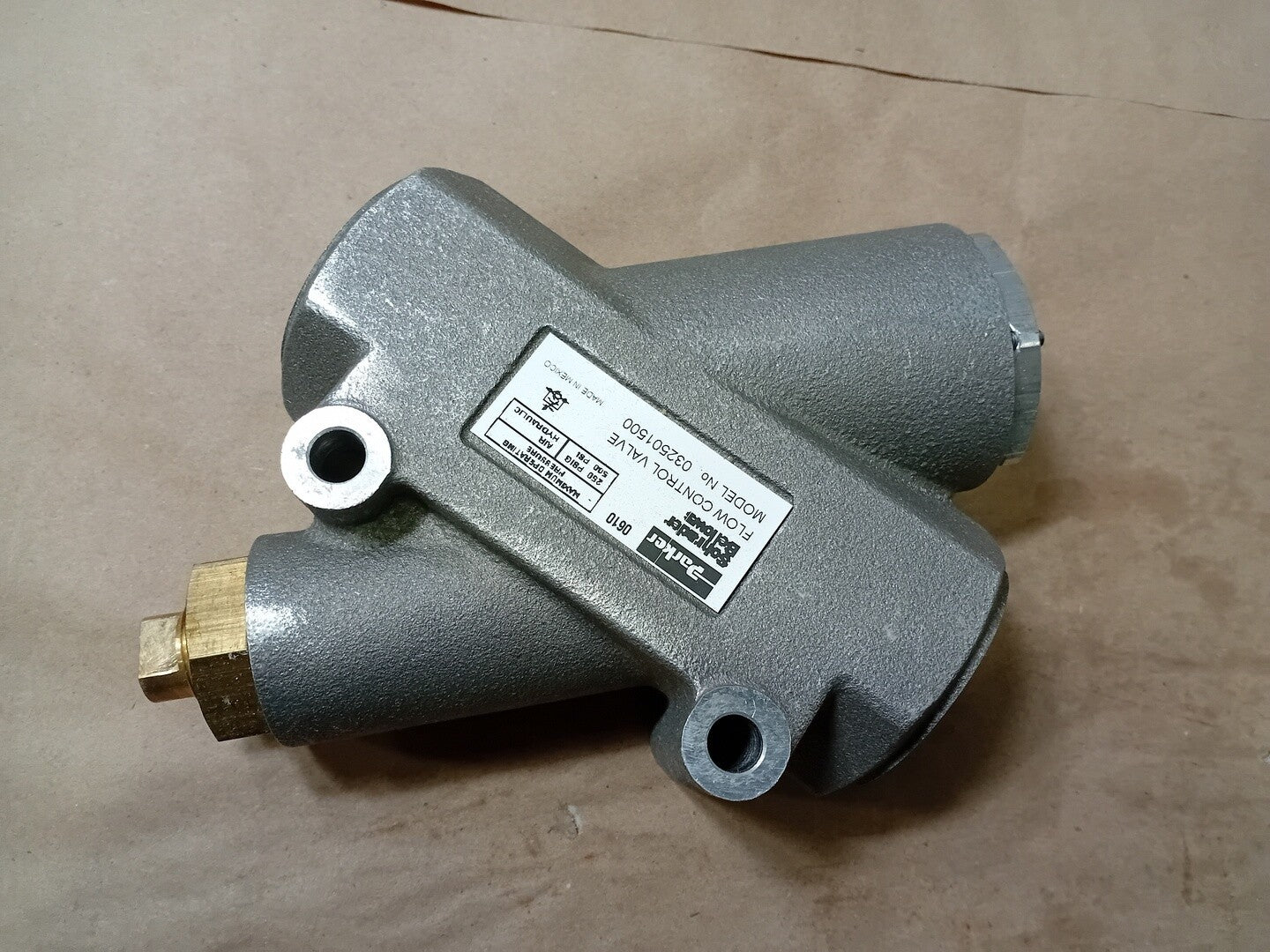 PARKER Flow Control Valve 032501500