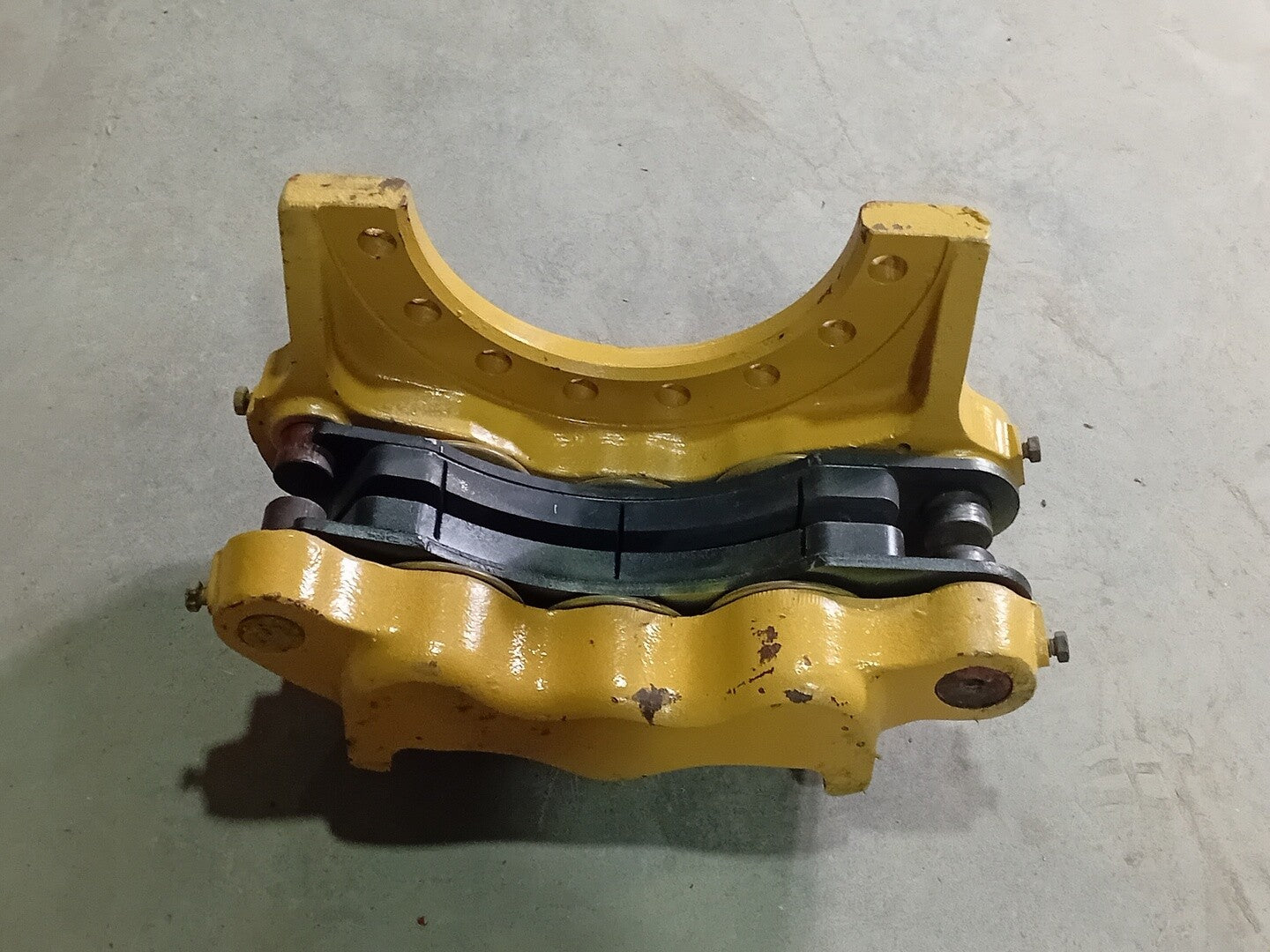 CAT Brake Caliper for 730 Rock Truck
