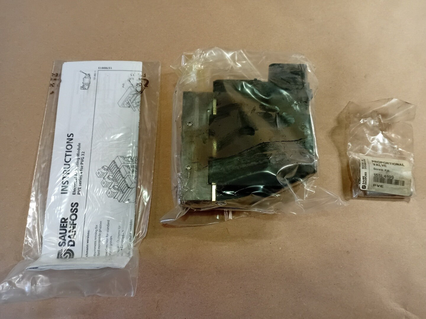 SAUER DANFOSS PVEH32 Electrohydraulic Actuator 157B4033