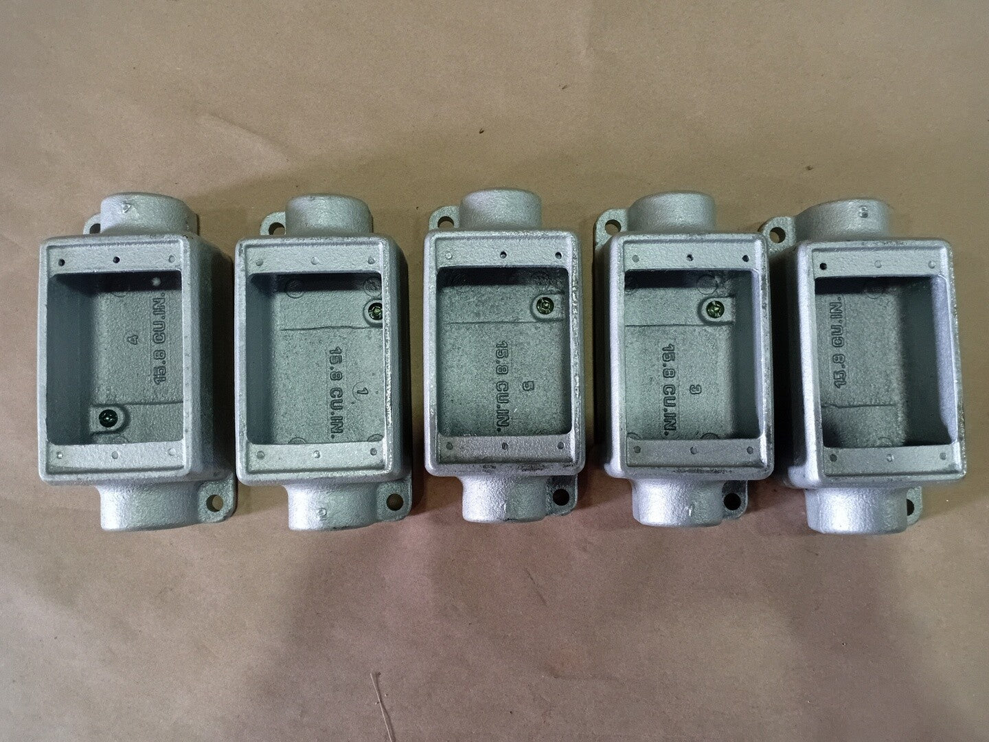 CROUSE-HINDS 3/4" Single Gang Condulet Device Box FSC2 (Box of 5)