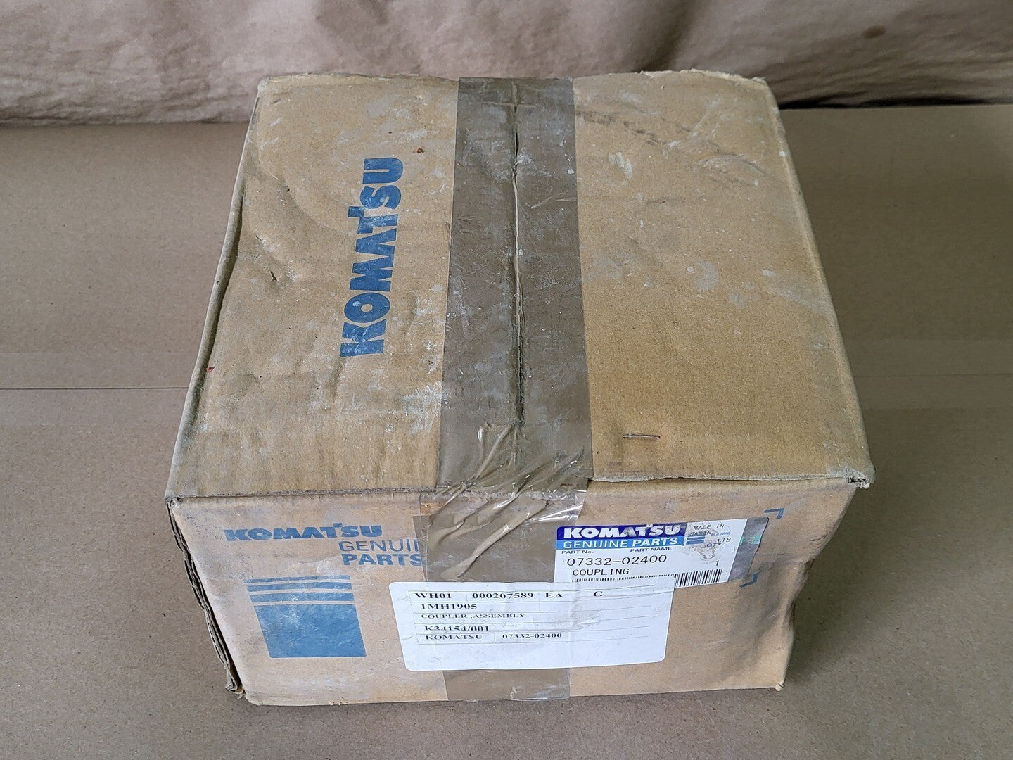 KOMATSU 07332-02400 Coupling