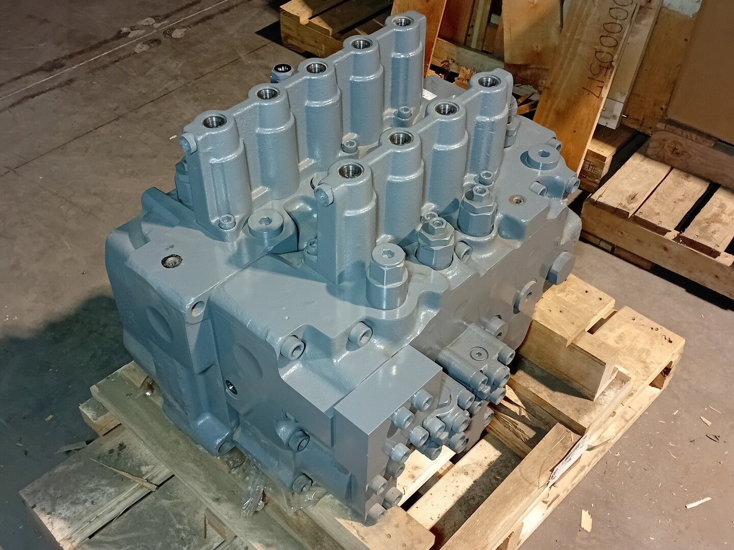 HITACHI Control Valve YA00000517 fits ZX850