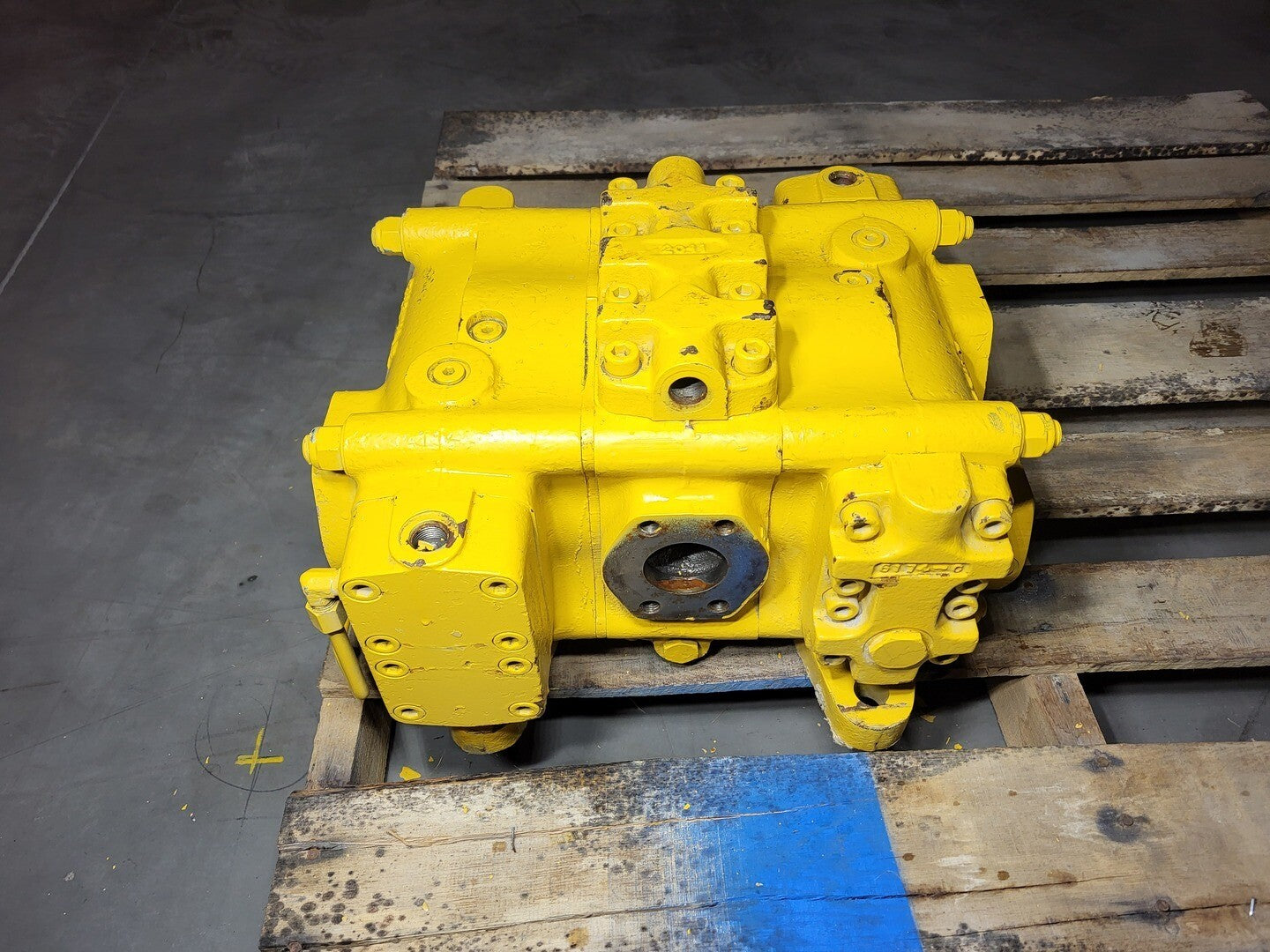 KOMATSU PB6921 Hoist Control Valve for 830E Dump Trucks