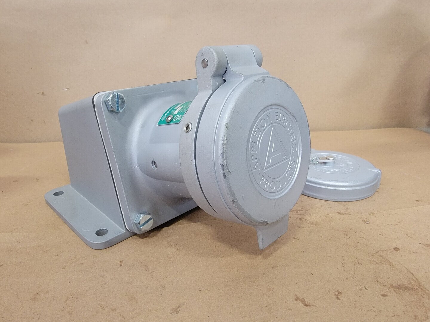 APPLETON 60 Amp Pin Sleeve Receptacle ADR6034