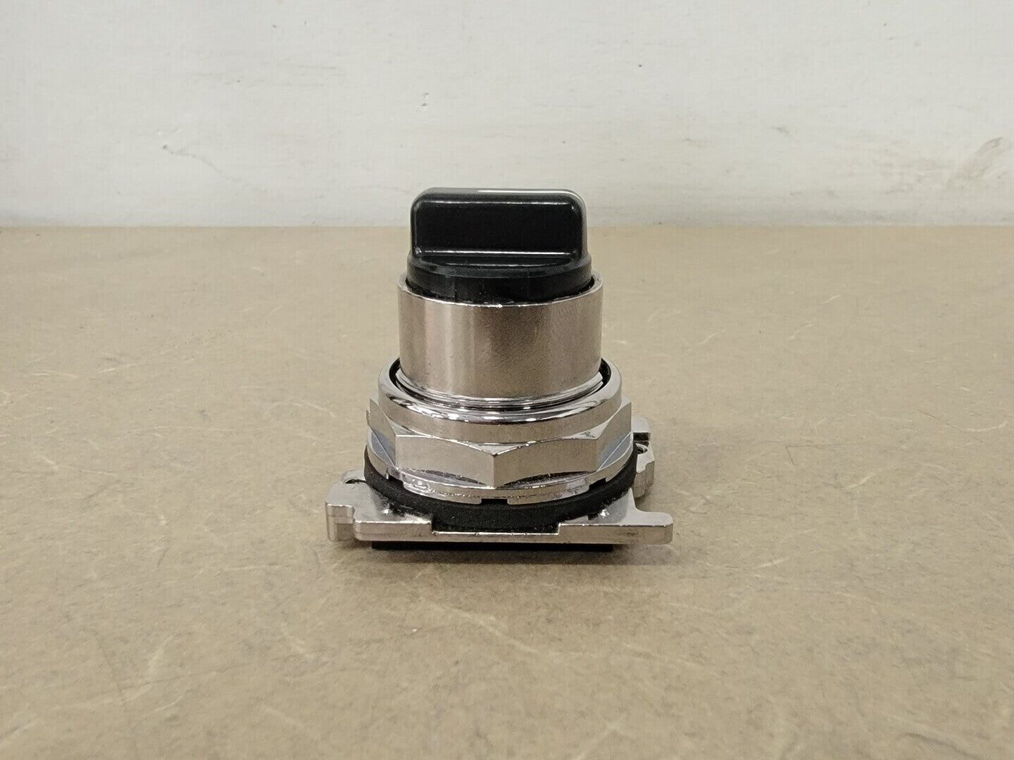 EATON Selector Switch 10250T1322