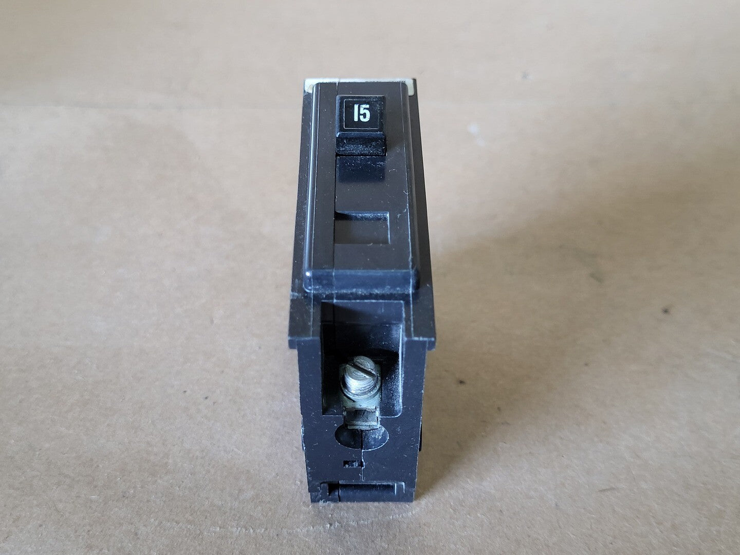 EATON 15 Amp, 1 Pole, 120/240 Volt Circuit Breaker BAB1015