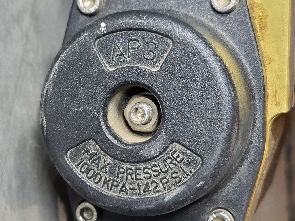 VCI 3/4" Class 150 Ball Valve F200K w/ Actuator AP3SR5-LT-DTS