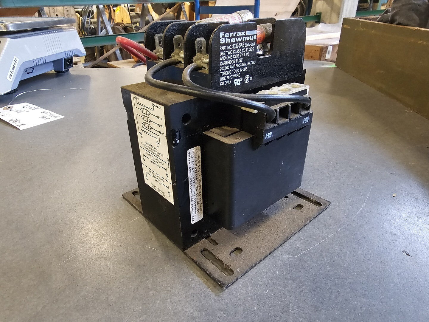 ALLEN-BRADLEY 250 VA, Pri 600V, Sec 120V Control Transformer 1497-E ...