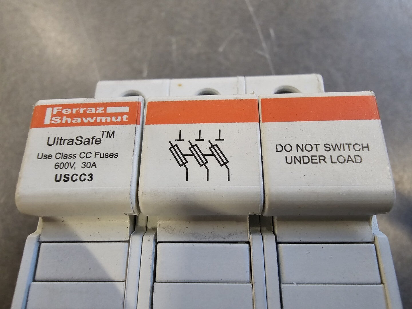 MERSEN 30 Amps 3-Pole 600 VAC Fuse Holder USCC3