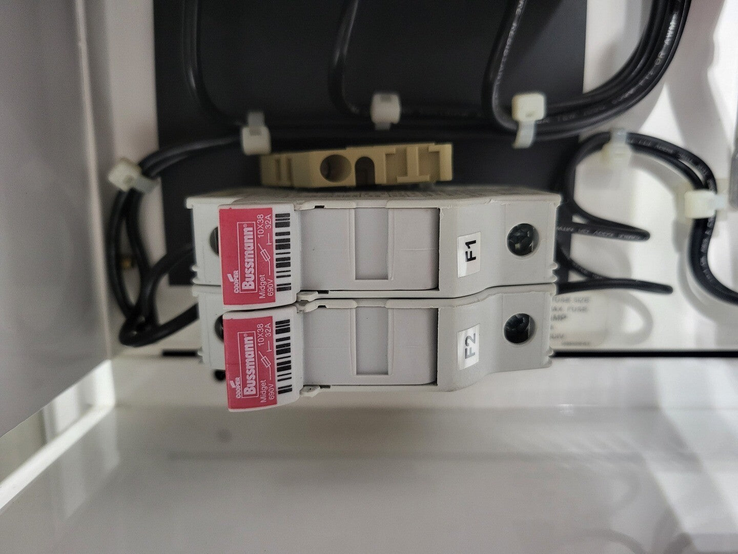 EATON MCC Unit 2 hp, 480V, 3 PH