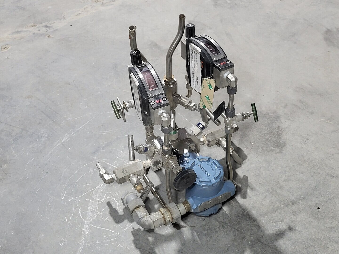 ROSEMOUNT Flow Meter Assembly w/ Transmitter 3051