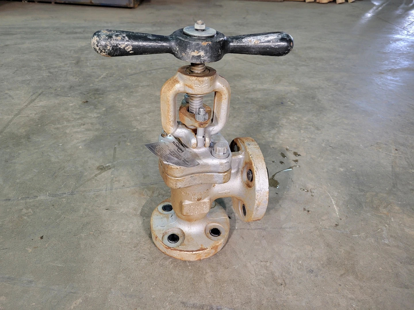 EDWARDS 1-1/2" Class 600 Globe Valve B16.34