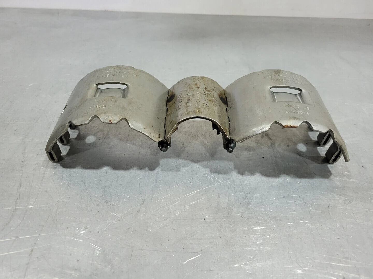 CANNON SERVICES Mid-Joint Cable/Tubing Clamp 4500-C-03P