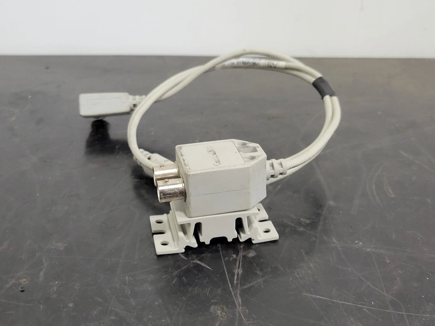 ALLEN-BRADLEY ControlNet Coaxial Y-Tap/Right-Angle Cable 1786-TPYR/C