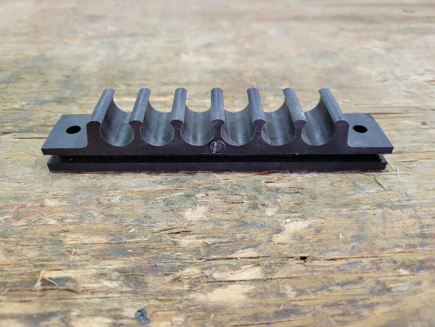 SWAGELOK 6-Channel Tube Support Strip for 1/2" Tubes