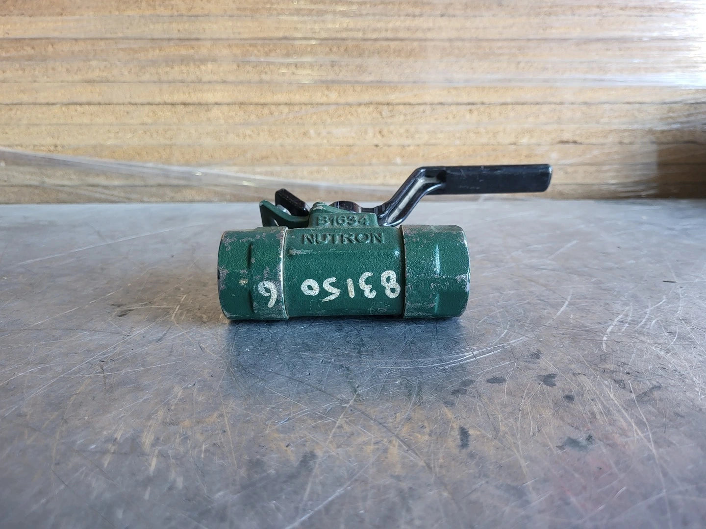 NUTRON 3/4" Class 2000 Ball Valve B16.34