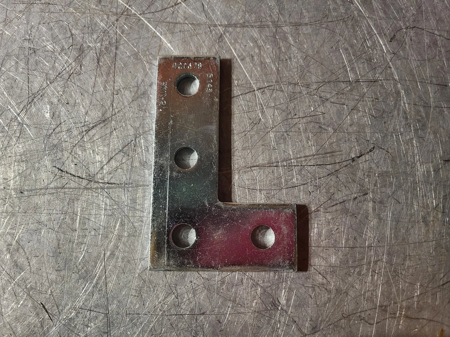 EATON 4-Hole Corner Plate B143