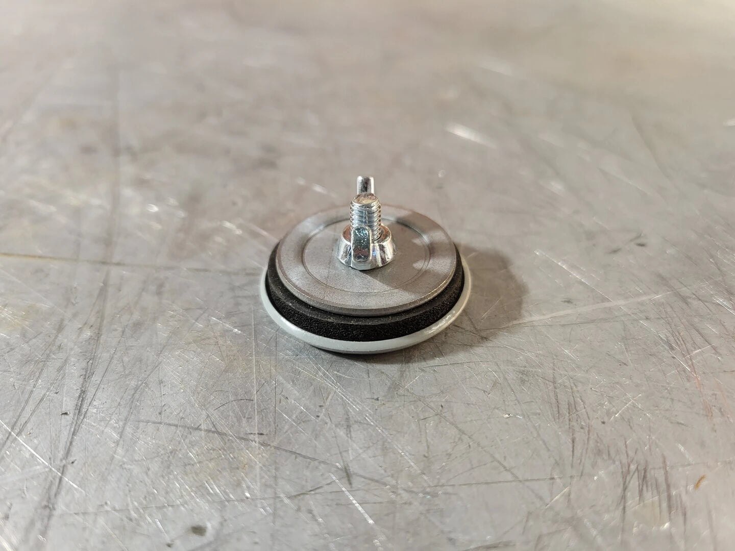 1/2" Oil Tight Knockout Hole Seal