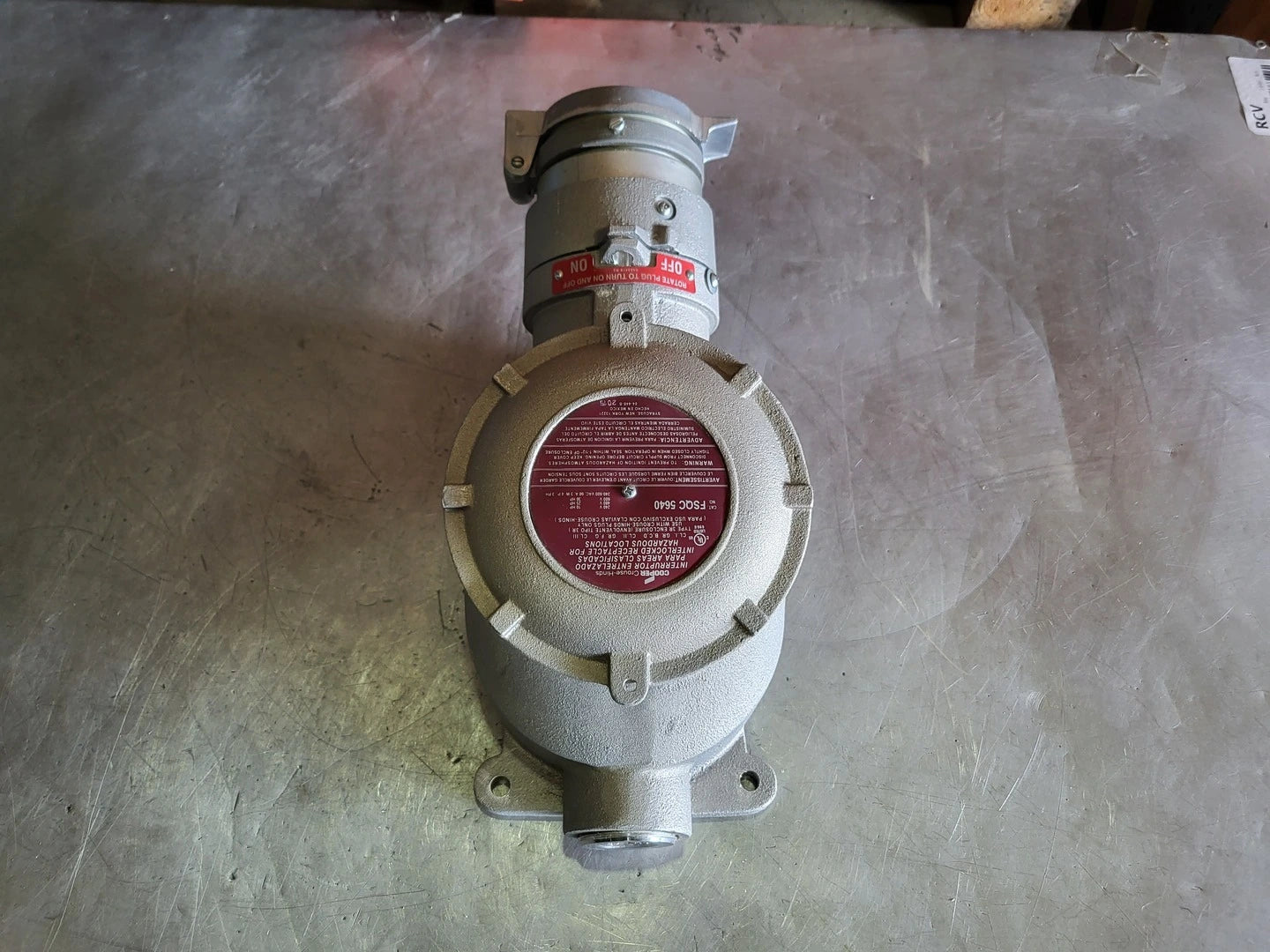 CROUSE-HINDS 60 Amp Interlocked Receptacle w/ Switch FSQC5640