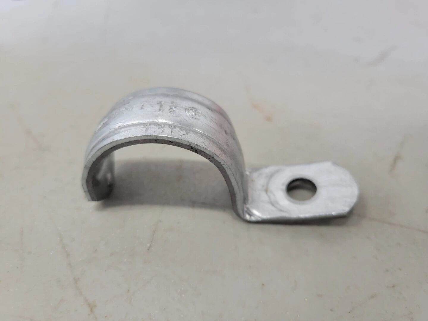 1-1/2in. Cable/Conduit Clip