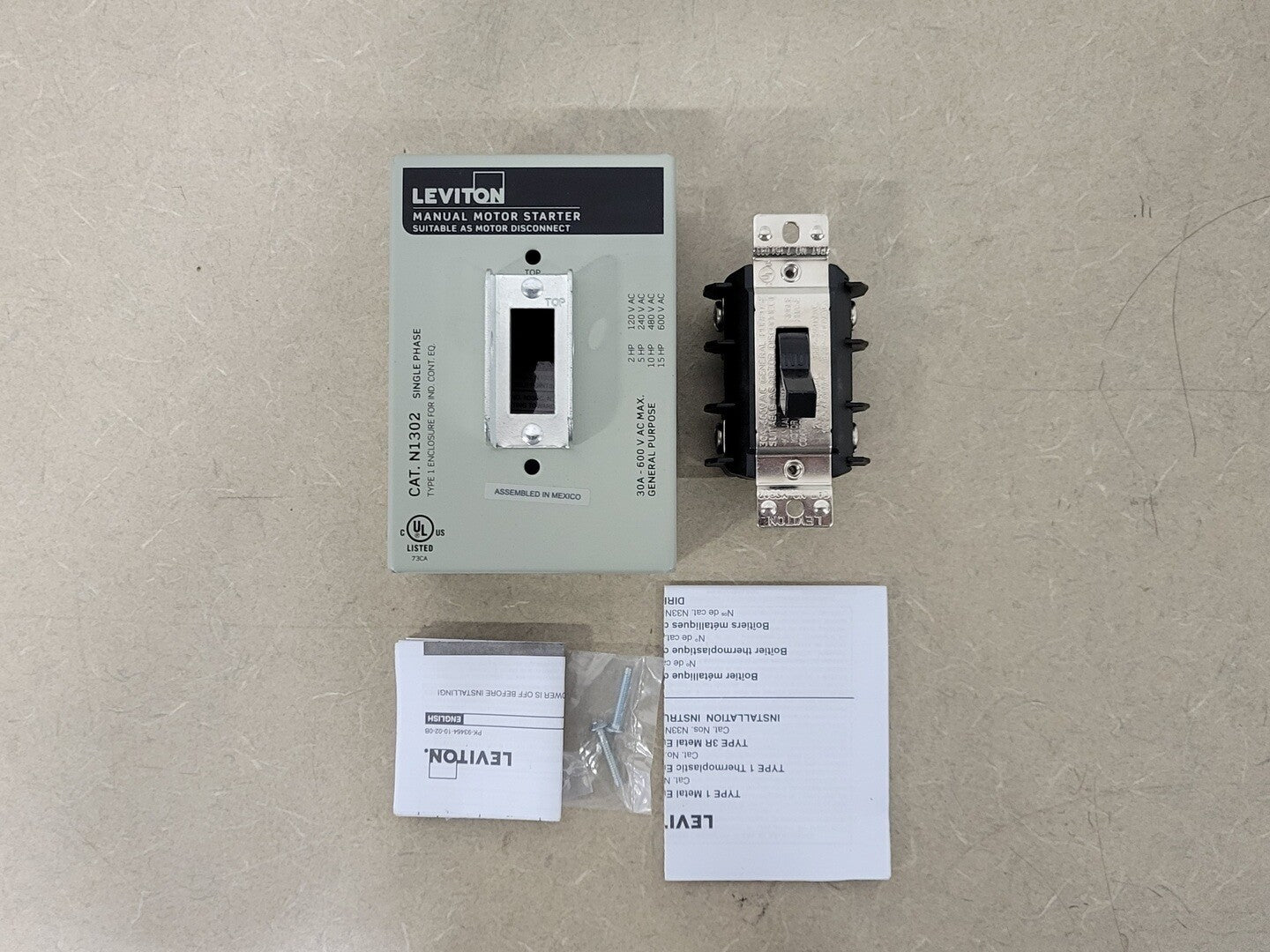 LEVITON 30 Amp Motor Starter Toggle Switch N1302-DS