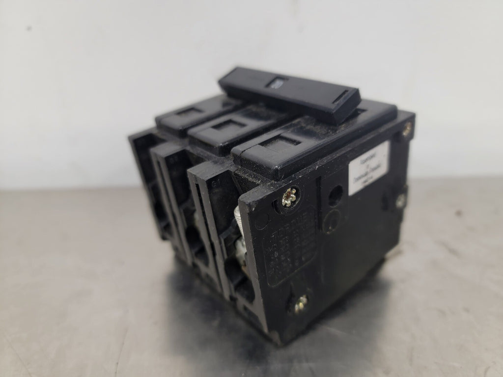 EATON 20 Amp, 3 Pole, 240 volts Circuit Breaker BAB3020H